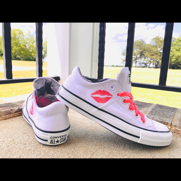 Converse | Shoes | Kiss Lips Converse Sneaker | Poshmark